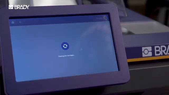 Промышленный цветной принтер этикеток BRADY J7300: советы по использованию