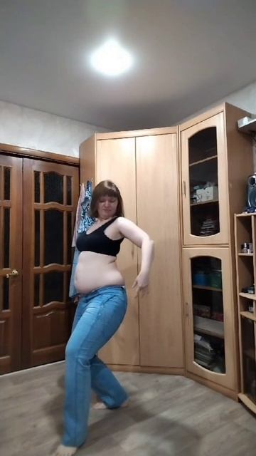 Татьяна Успенская - Танец живота/Восточные танцы под барабаны
Tatiana Uspenskaya - Belly drum solo