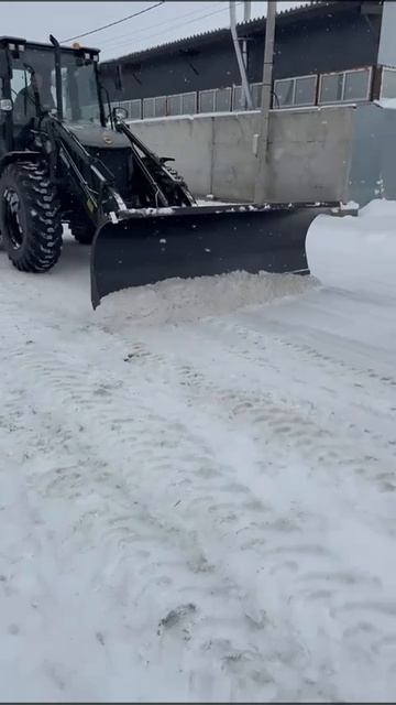 Снежный отвал Exten SC2800/2H с гидравлическим поворотом на Cukurova 888