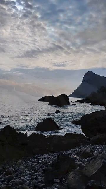 Ещё один дикий пляж. Бухта любви. Январь 2026. Крым.