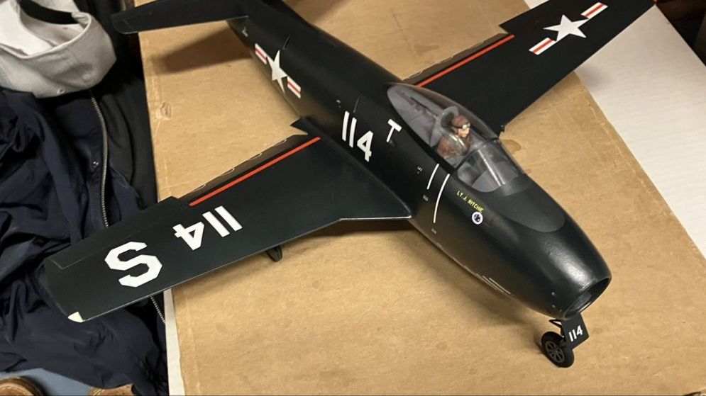 F4E зальный реактивный (импеллерный) истребитель-копия свободный лёт. авиамоделизм.