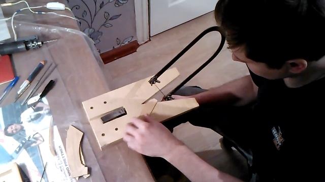 №2- Вырезаю нервюры.