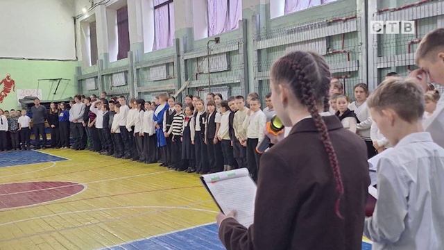 В школе поселка Краскино почтили память выпускника, воина–интернационалиста Алексея Огурцова