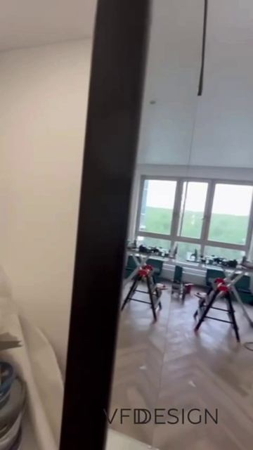 Откатная дверь-купе с зеркалом от VFDDESIGN. Алюминиевый профиль.