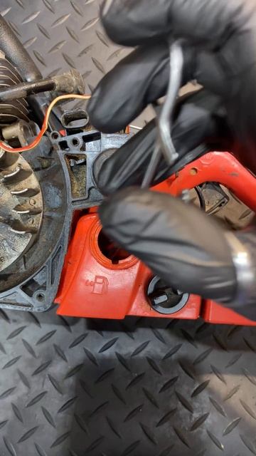 Ремонт китайской бензопилы 38-41 cm3