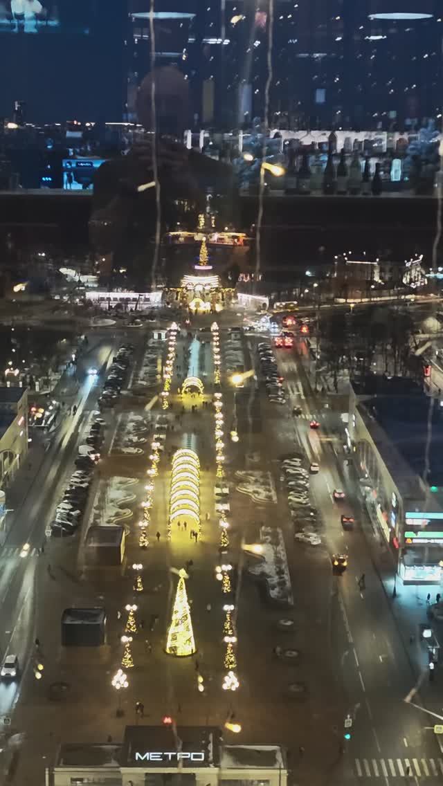 Ресторан Hong Kong в Холидейинн