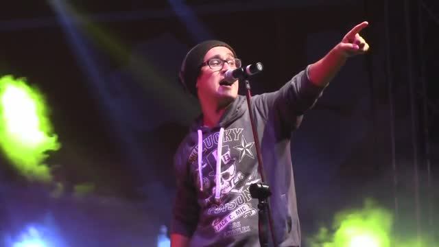 Песня Скользкие Улицы Александр Берещенко