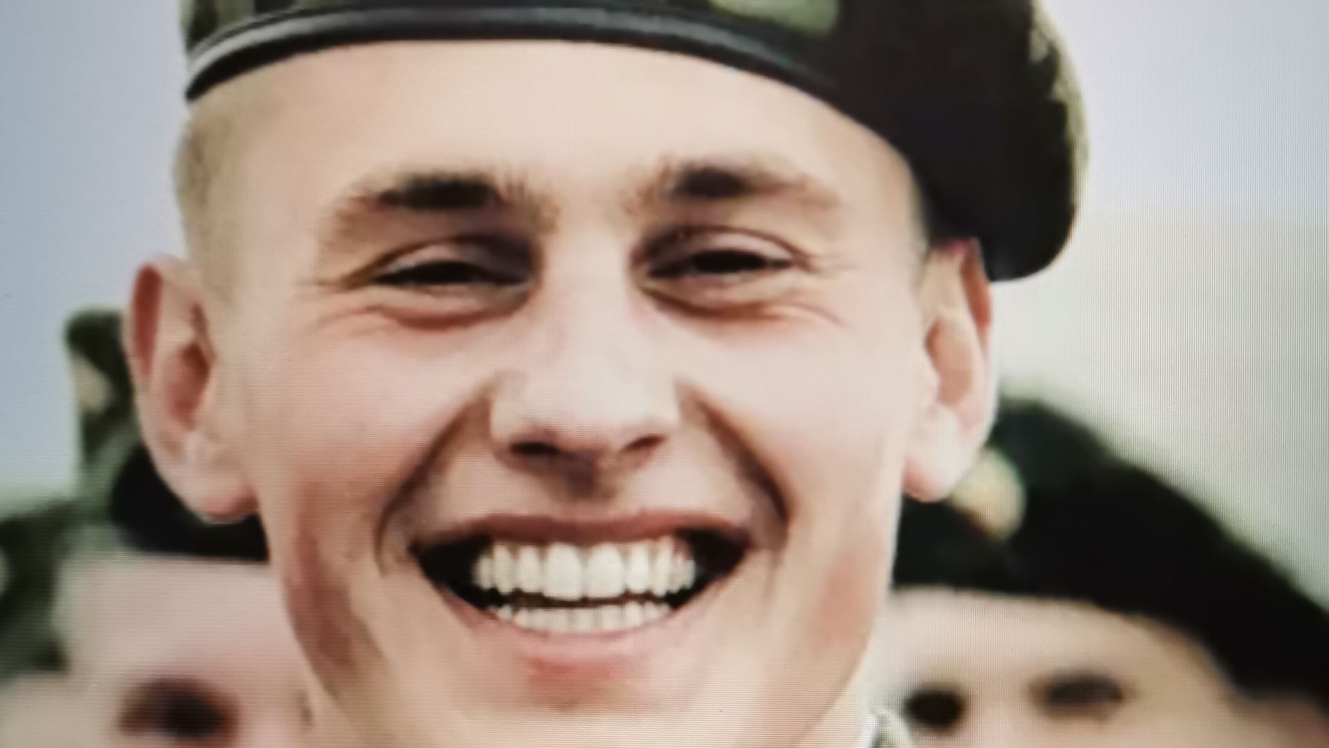 Солдат молоденький