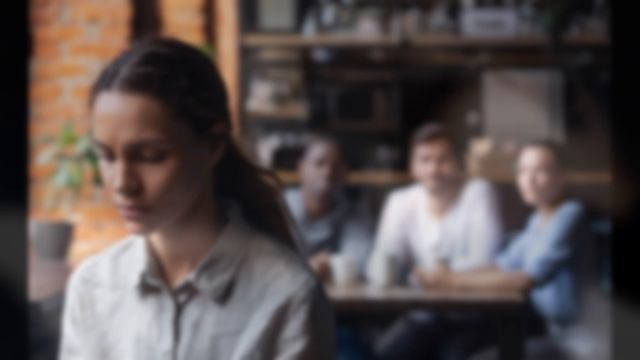 Сколько одиночеств в этом мире — сделано в Clipchamp