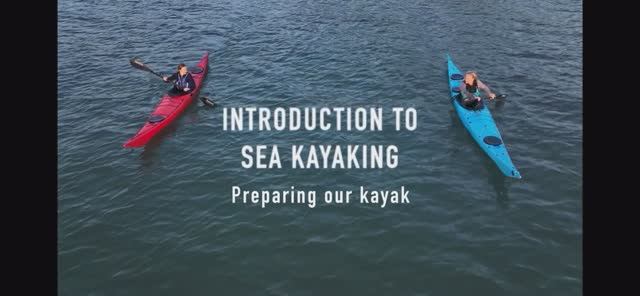 Подготовка каяка (Preparing our kayak)