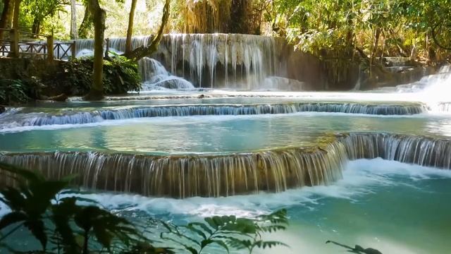 Красота и тайна природы в песне -  Мир вокруг.