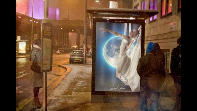 Городской рекламный стенд - воздушная гимнастка Л.Соколова авторский проект дизайнера Елены Мешковой