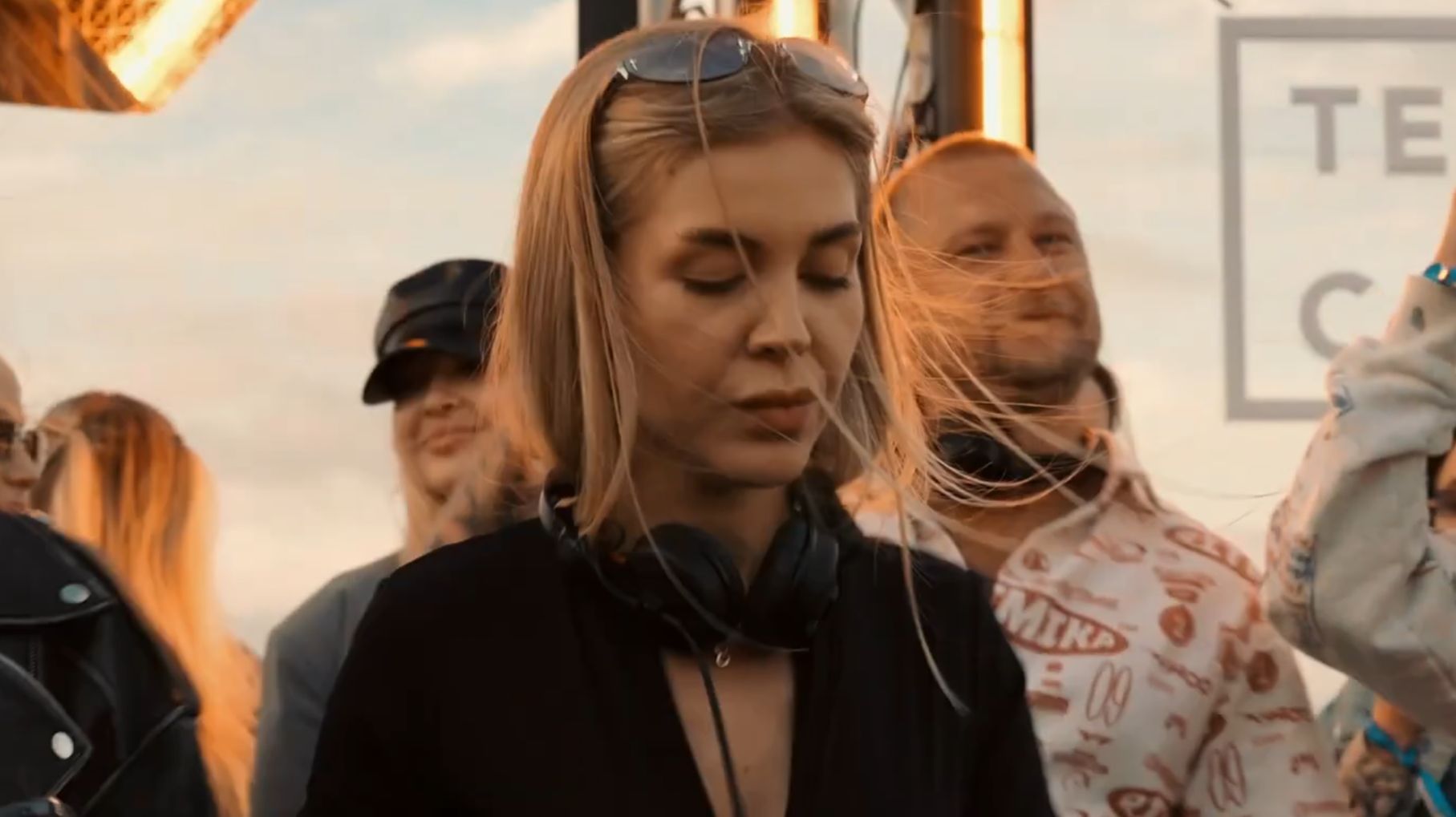 DARKFEEL - Afrohouse Vibes  l BOATRIDERS X Technoandchill