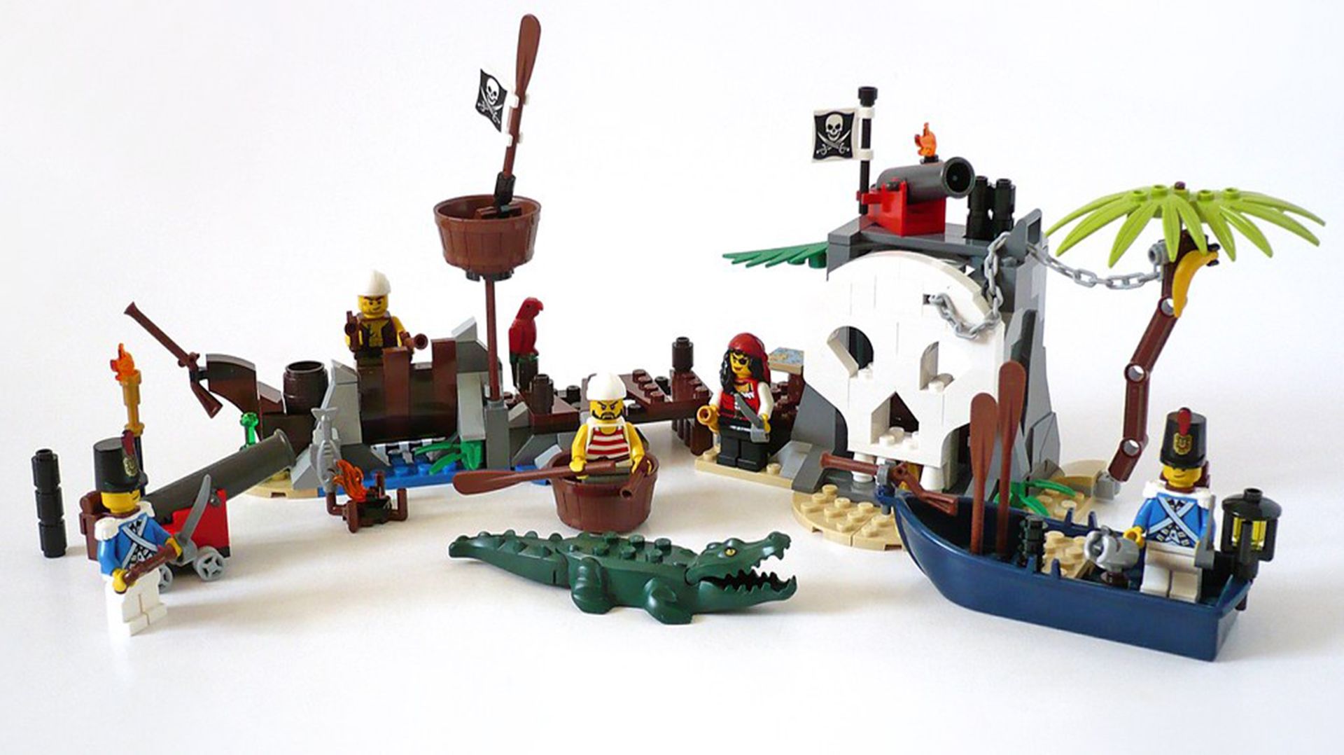 Lego Pirates 70411 «Остров сокровищ» в паре с 70409 «Защита затонувшего корабля»