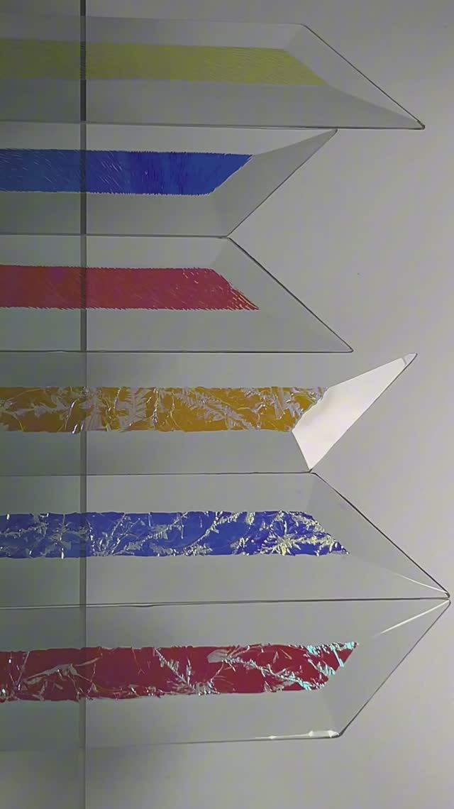 Дихроичные бевелсы