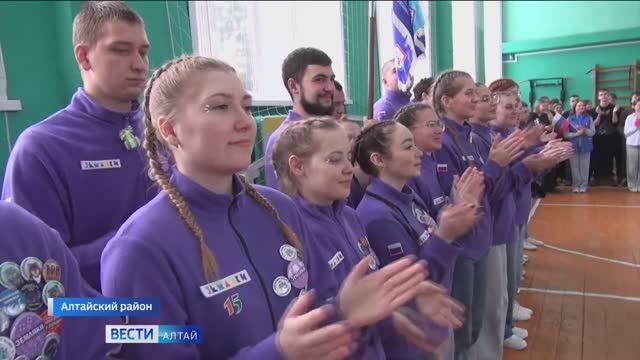 Более 800 человек сейчас участвуют в патриотической акции «Снежный десант»