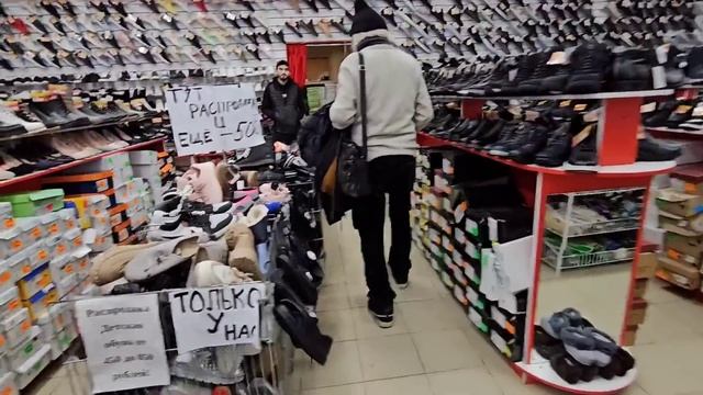 Irina hindi life/Индийский муж тоже соблазнился большими скидками. Самый быстрый шопинг.