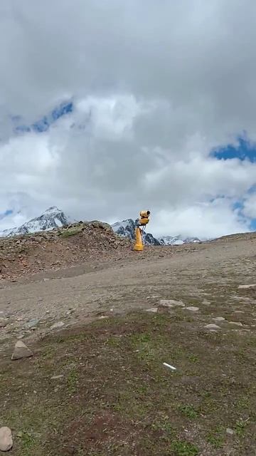 Домбай летом, НЛО