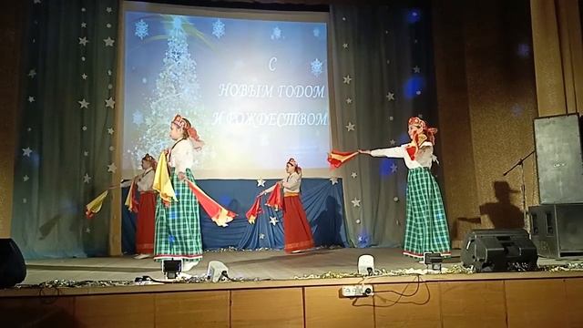 Танец "Ромашка-Василек" - группа "Каблучок" - рук. Любовь Бережная - Октябрьский Дом культуры