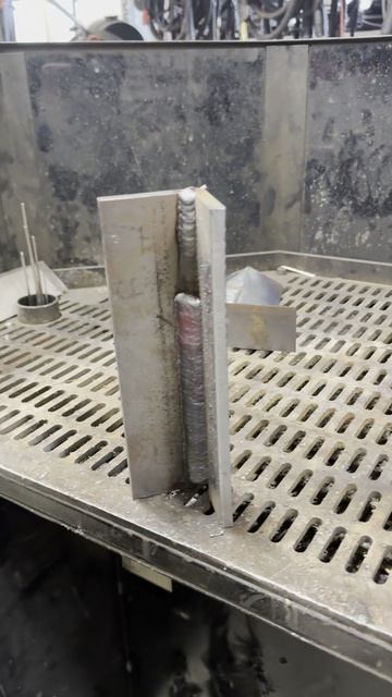 EVOSPARK PRO 501 W — мощный инверторный аппарат на 500 А с ПВ 100%