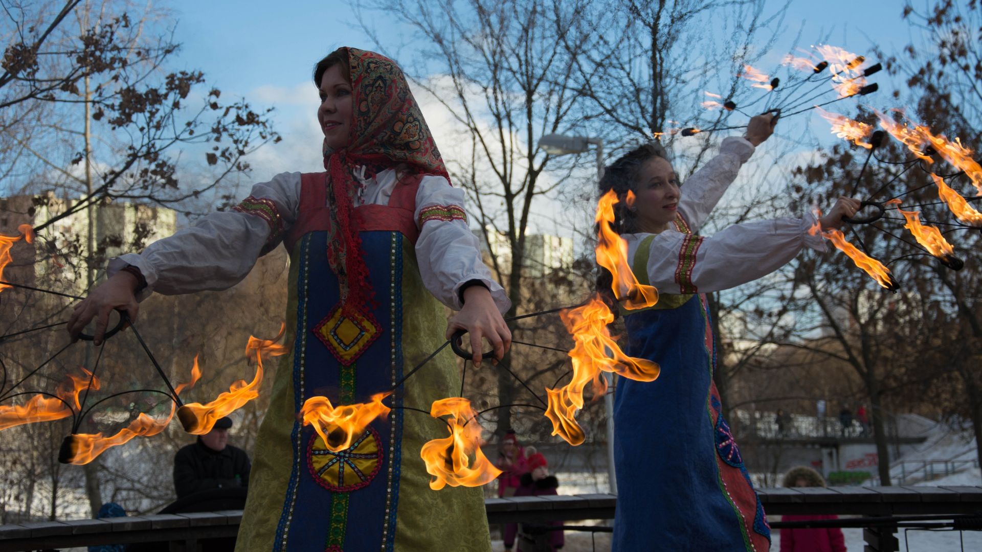 Огненное шоу-дуэт на Масленицу