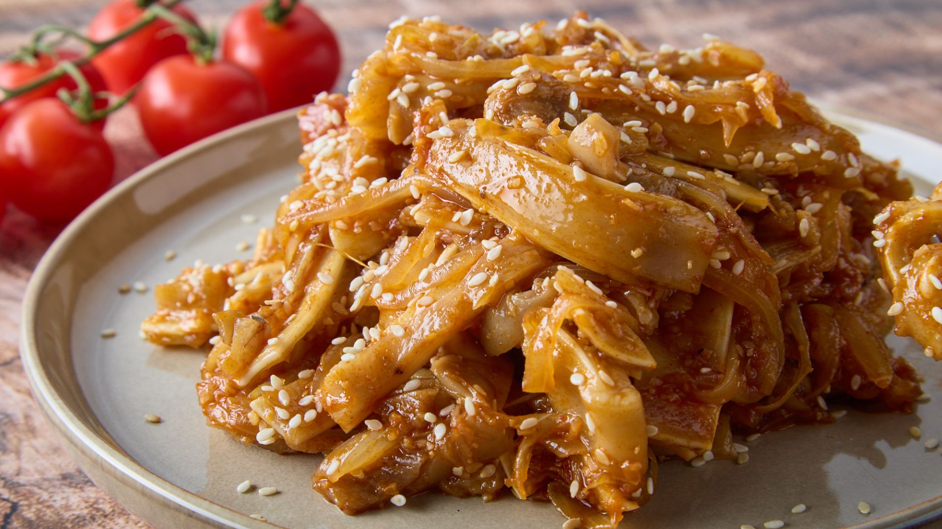 Свиные уши жареные на сковороде.