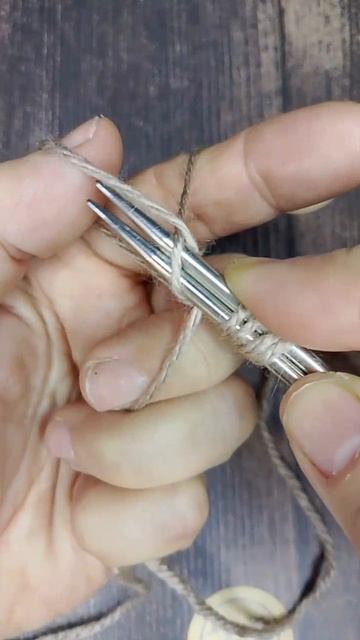 Урок 1. Набор петель на спицы