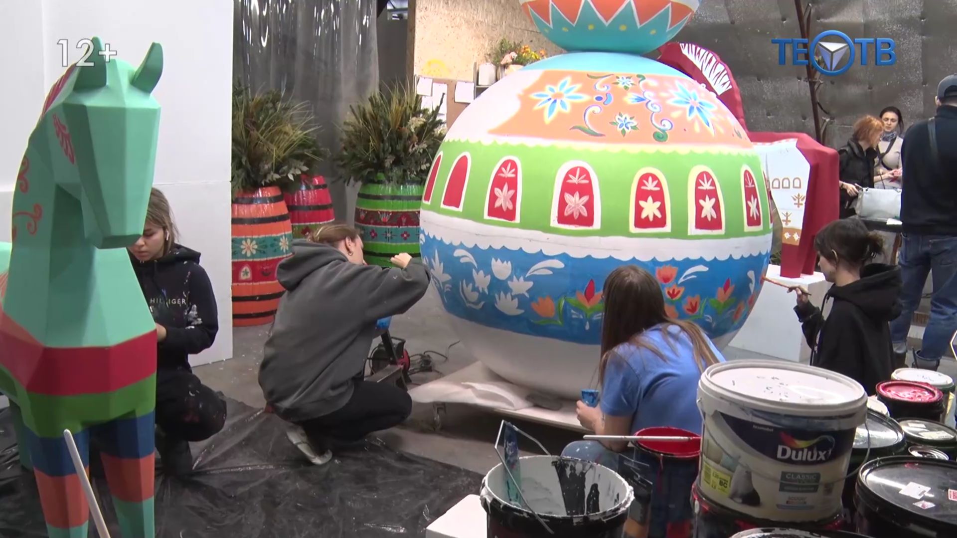 В мастерской праздника: Москва готовится к Масленице!