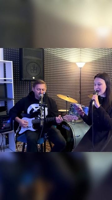 Пение под живые инструменты