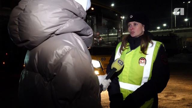 Корреспондент ЯПервого убедилась в исправности автобусов, выходящих на линию.