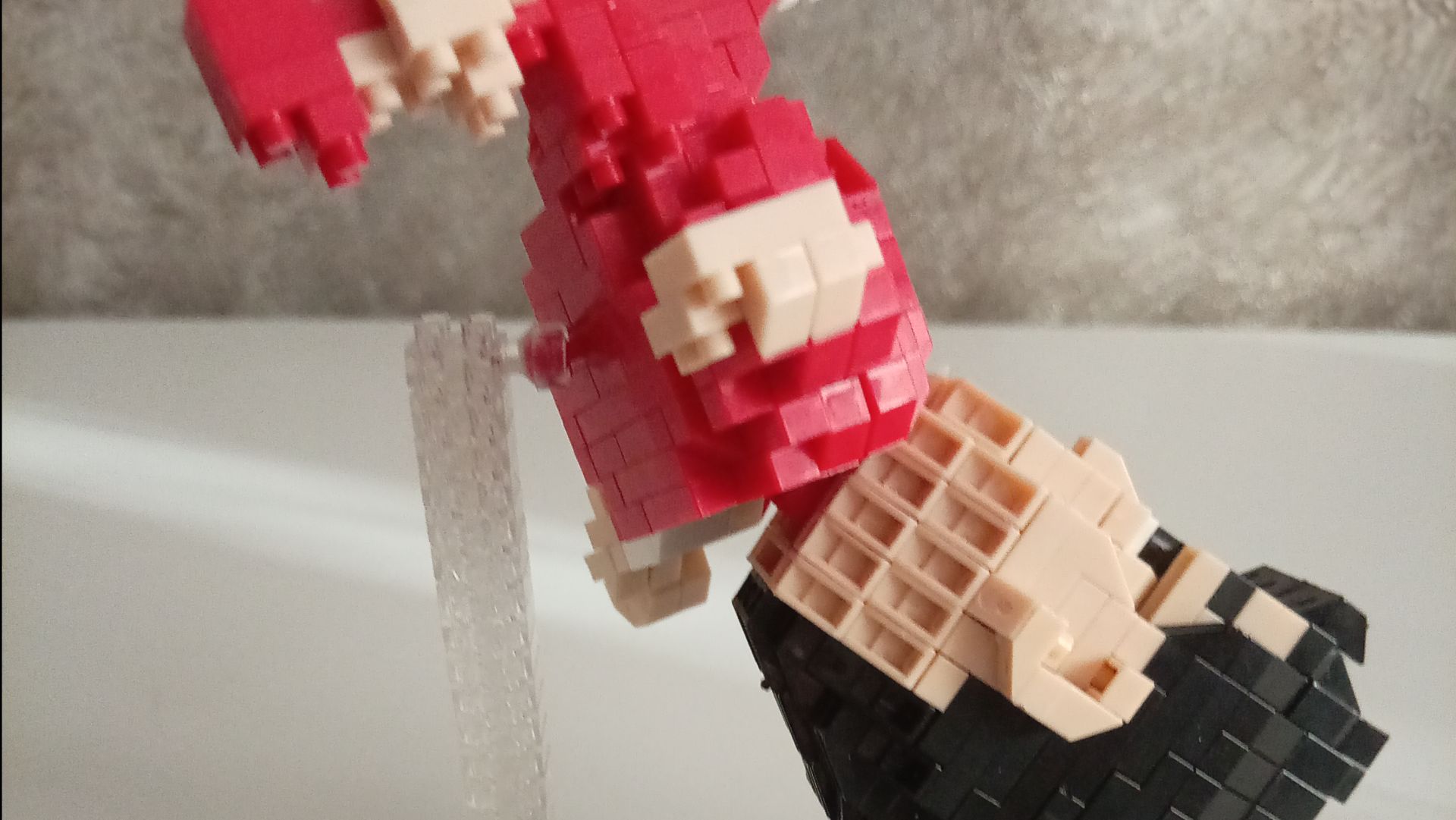 Битва построек! Оцените постройки в комментариях честно!