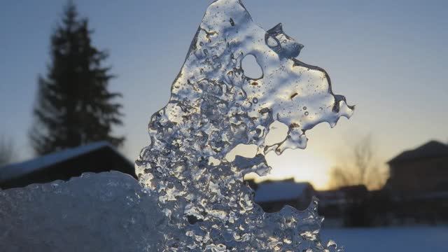 ЛЕДЯНАЯ СКАЗКА