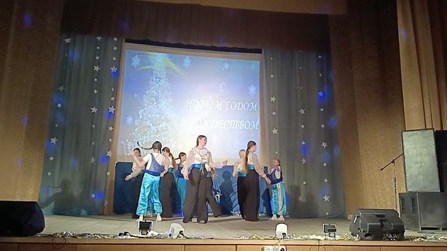 Танец "Веселуха" - группы "Фантазия" и "Кидсбэнд" - рук. Надежда Матвеева - Центр Немецкой культуры