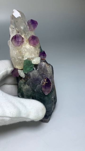 Композиция из камней и кристаллов Coolcrystals