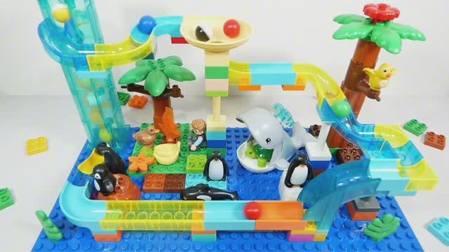 Лего конструктор собираем играем вместе шарики