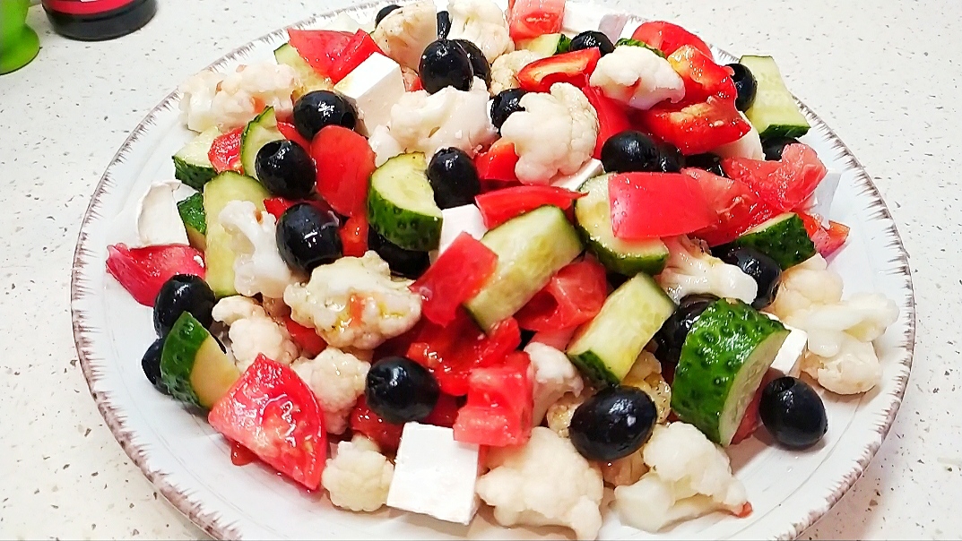 Лёгкий САЛАТ ИЗ ЦВЕТНОЙ капусты.