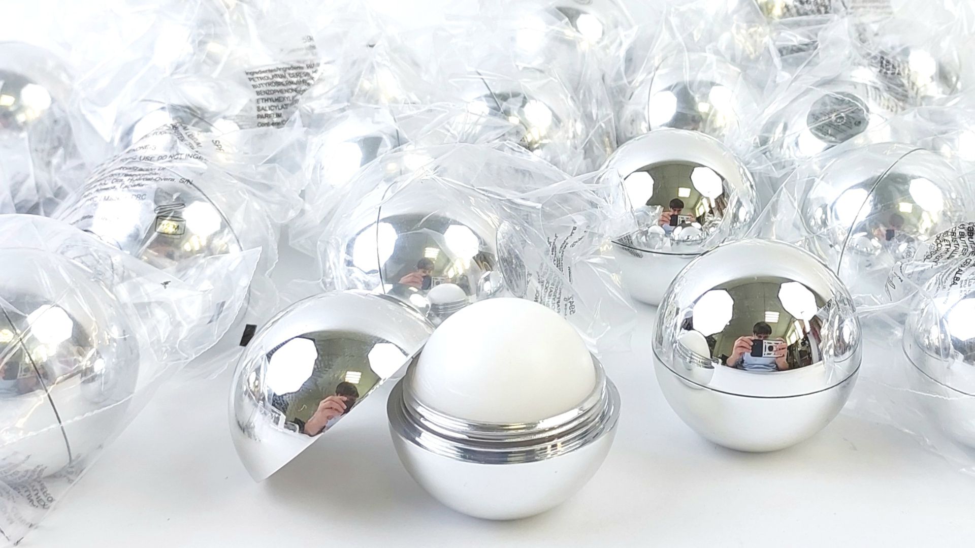 Бальзамы для губ Epson серебристые