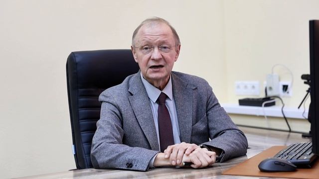 Поздравление с Днём российской науки от и.о. директора ИБХФ РАН Курочкина И.Н.