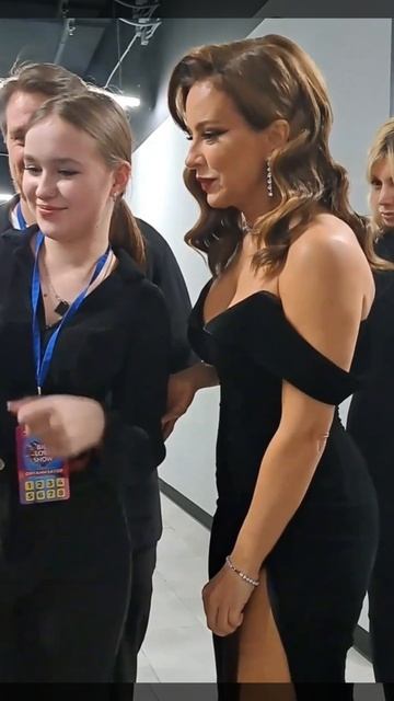 Дива Ани Лорак сногсшибательна 😍👍