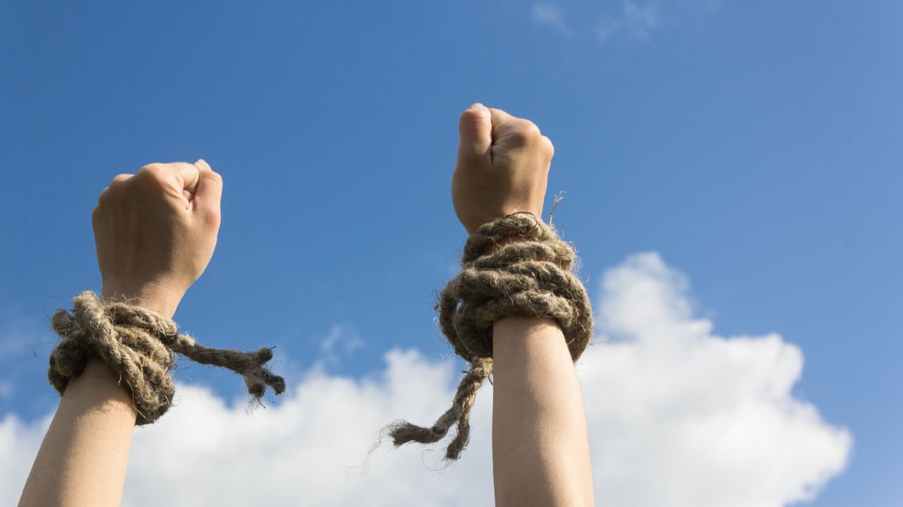 Медитация Тонг Лен для освобождения от долгов