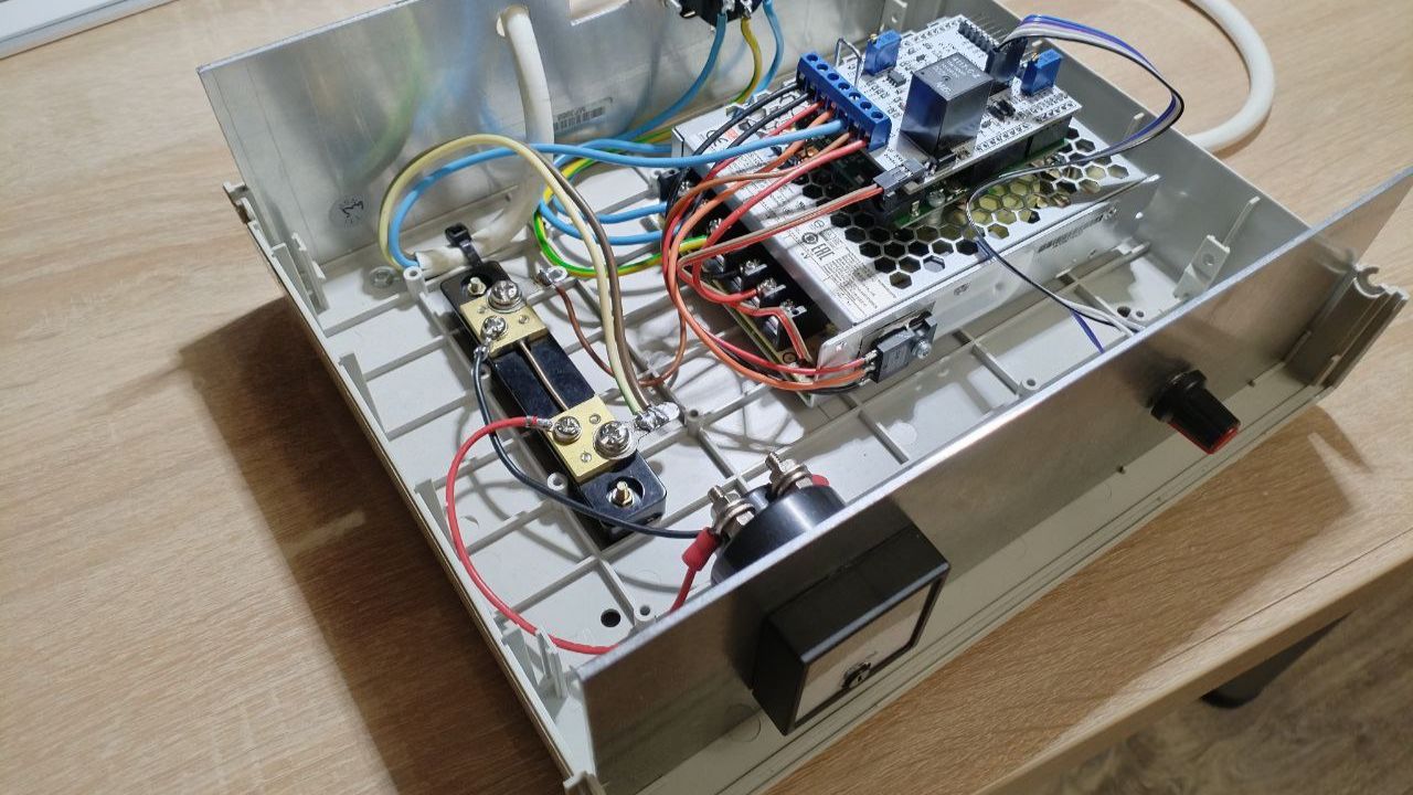 Зарядное на Arduino UNO до 10A