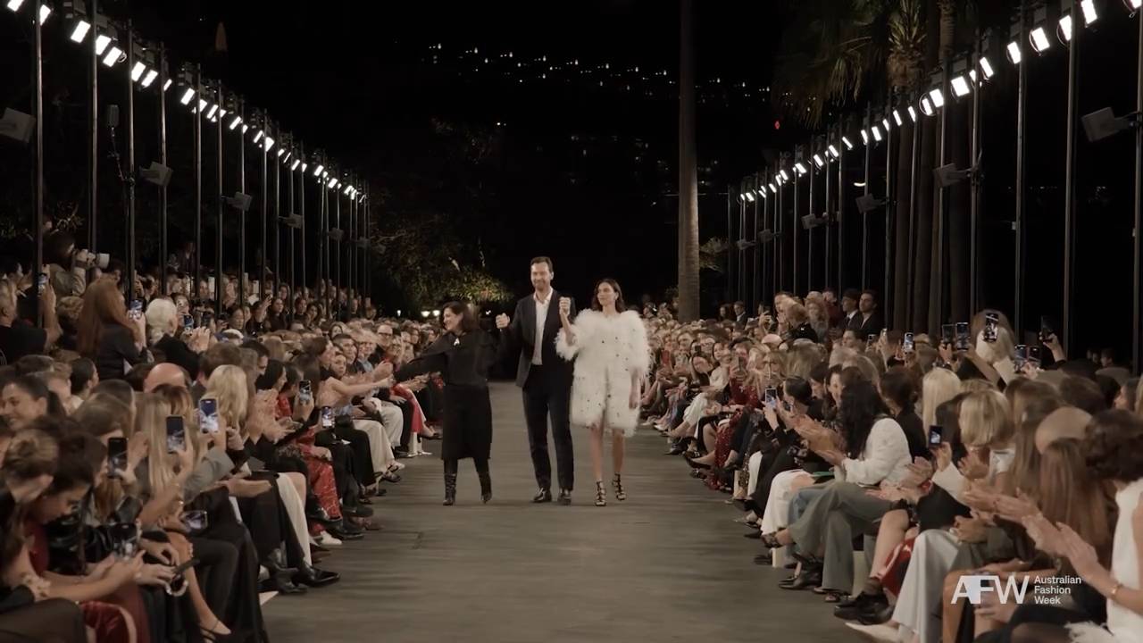 Показ женской коллекции Carla Zampatti весна-лето 2025