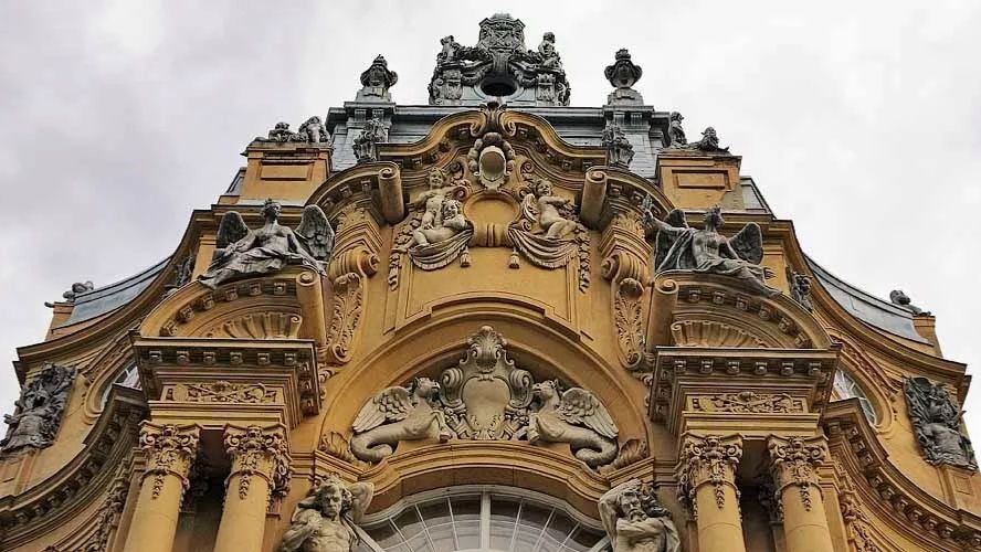 Строительство и архитектура: барокко и классицизм (2017)