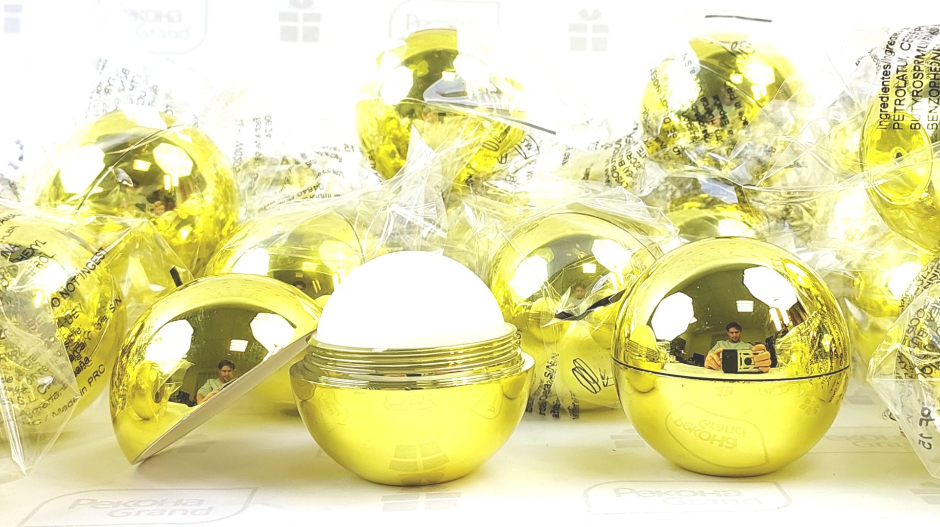 Бальзамы для губ Epson золотистые