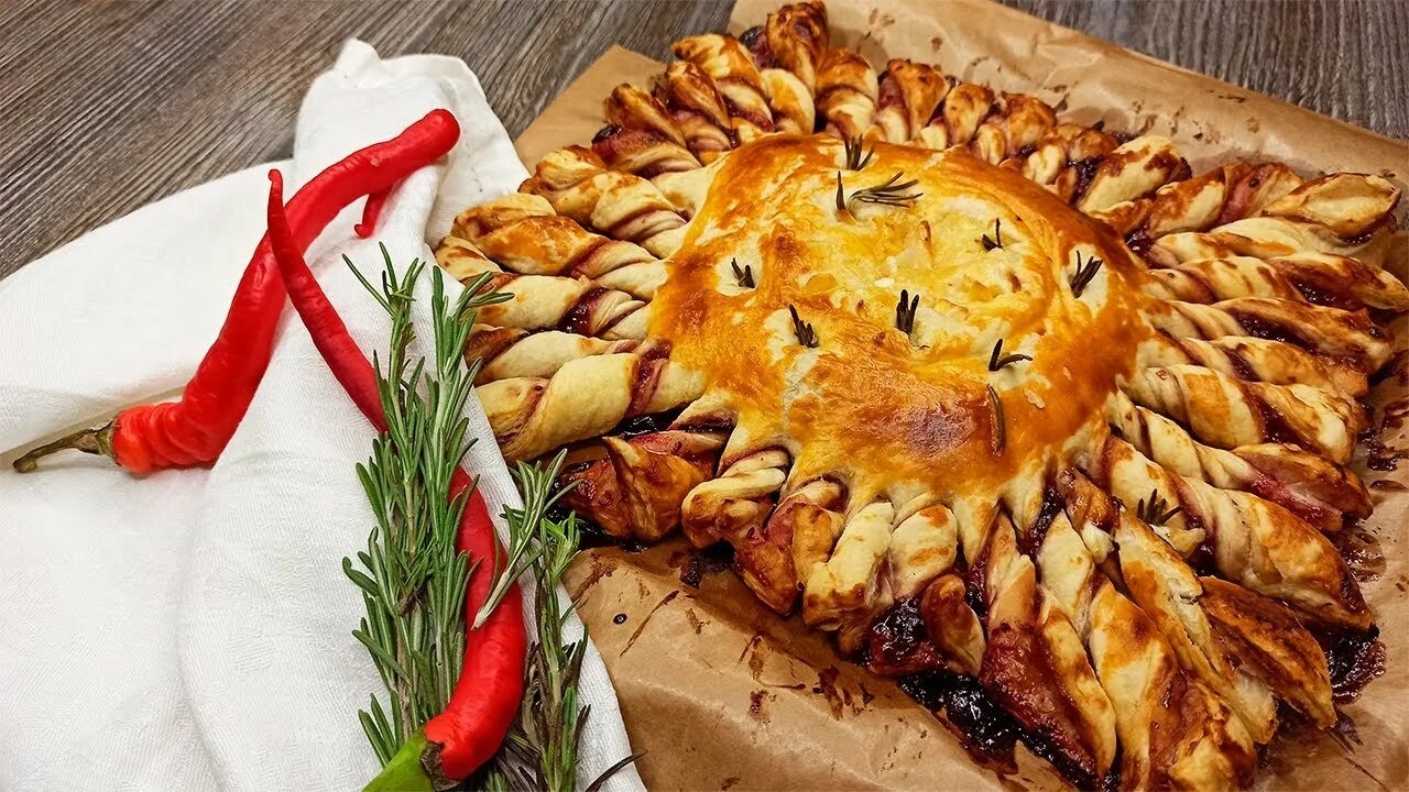 Камамбер в тесте😋  Запечённый камамбер в тесте