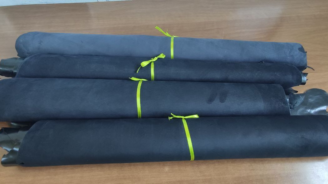 Коробка № АТ014   Кожа МРС черная для галантерей 0,6-0,9 мм