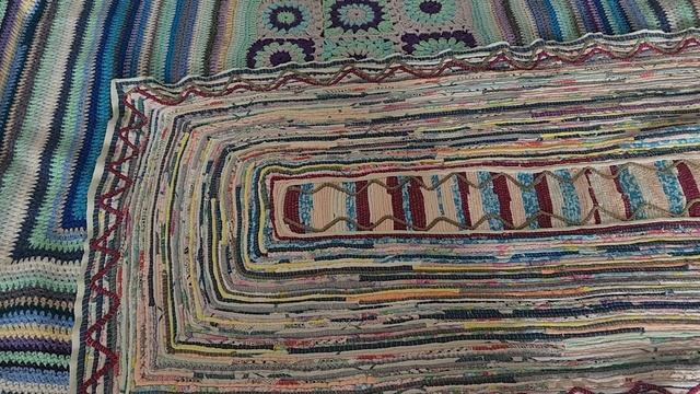 Накидка на кресло из старых вещей и обычного банного полотенца 🪡 🧵