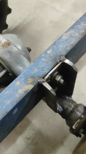 Болтовое соединение мостов к раме. Переломка своими руками.