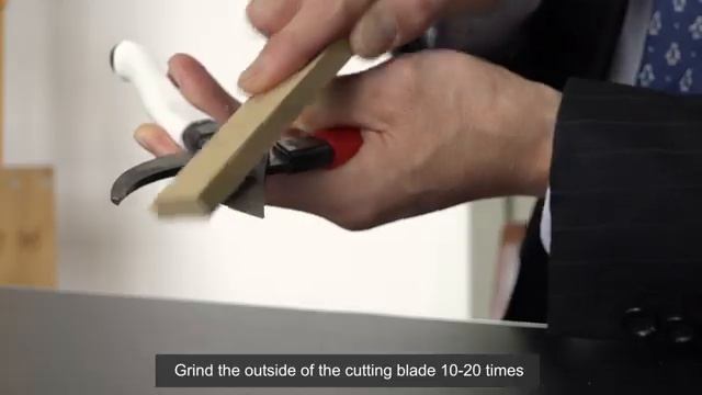 Заточка секатора точильным камнем Okatsune