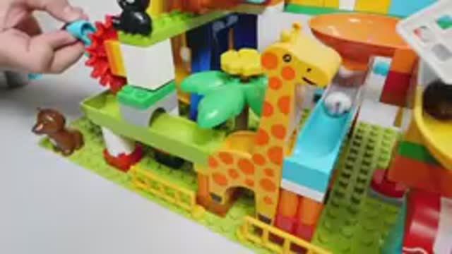 Конструктор Лего собираем вместе